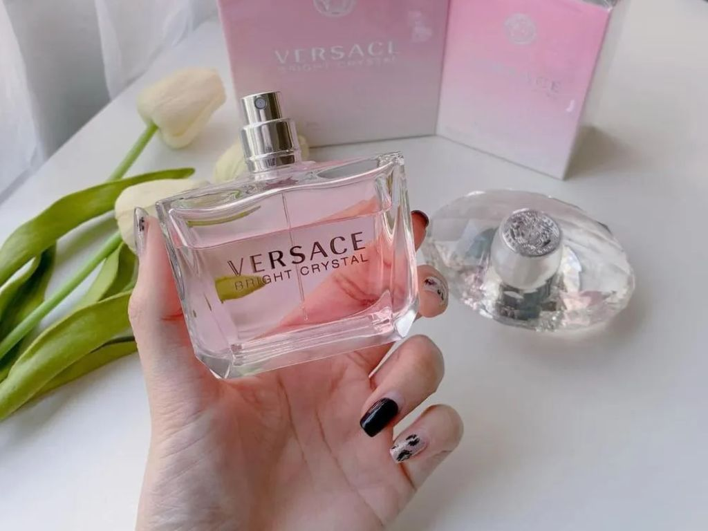 Nước Hoa Versace Nữ Chính Hãng – 5 Biểu Tượng Của Phái Đẹp